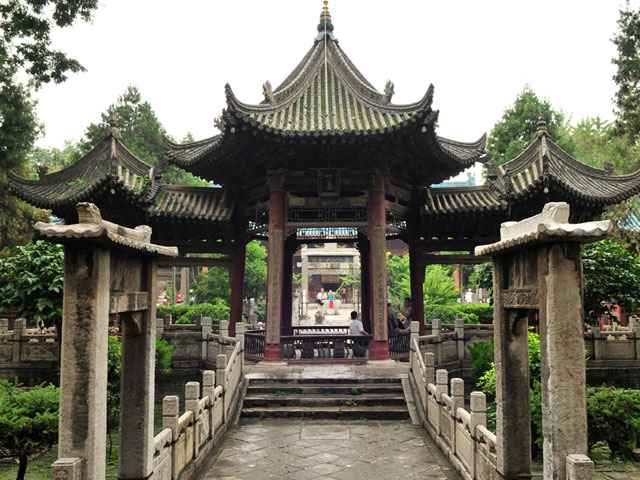 Masjid Raya Xi'an: Masjid Unik Warisan Sejarah Islam di Negeri Tirai Bambu Masjid Raya Xi'an: Masjid Unik Warisan Sejarah Islam di Negeri Tirai Bambu