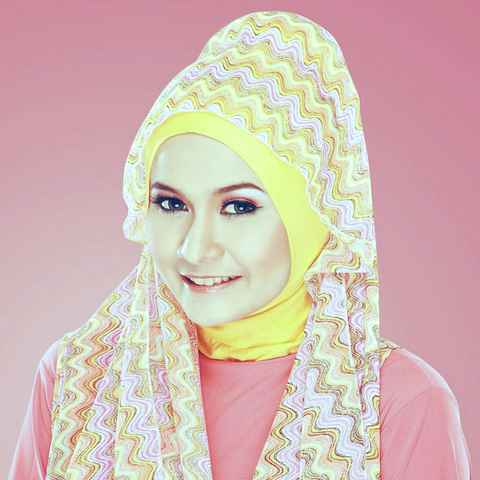 Jilbab Punuk Unta, Trend Salah Bagi Wanita Muslim